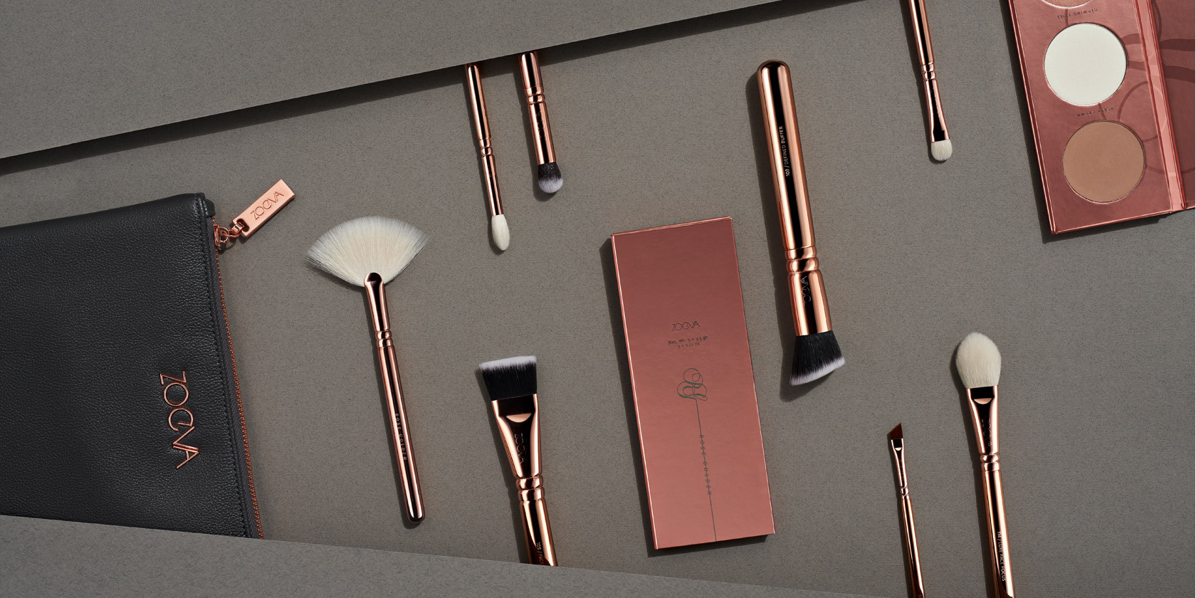 Make-Up-Pinsel & Rouge-Palette von ZOEVA