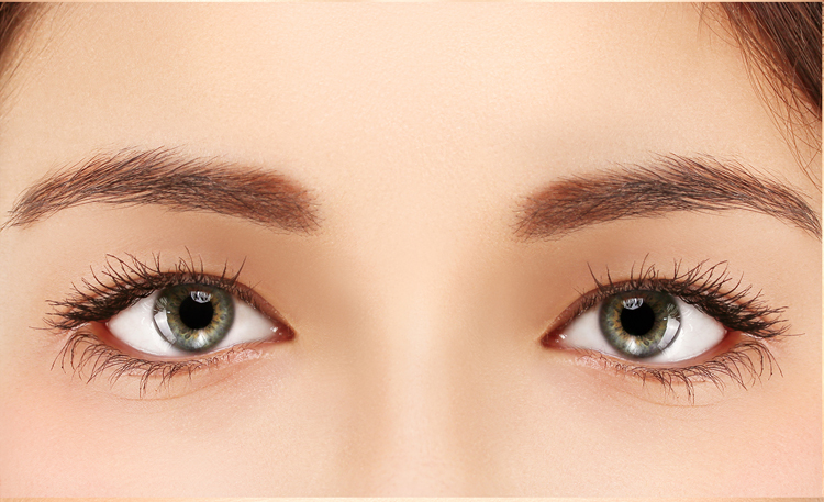 Schminktipps: Auf die Augenform kommt es an