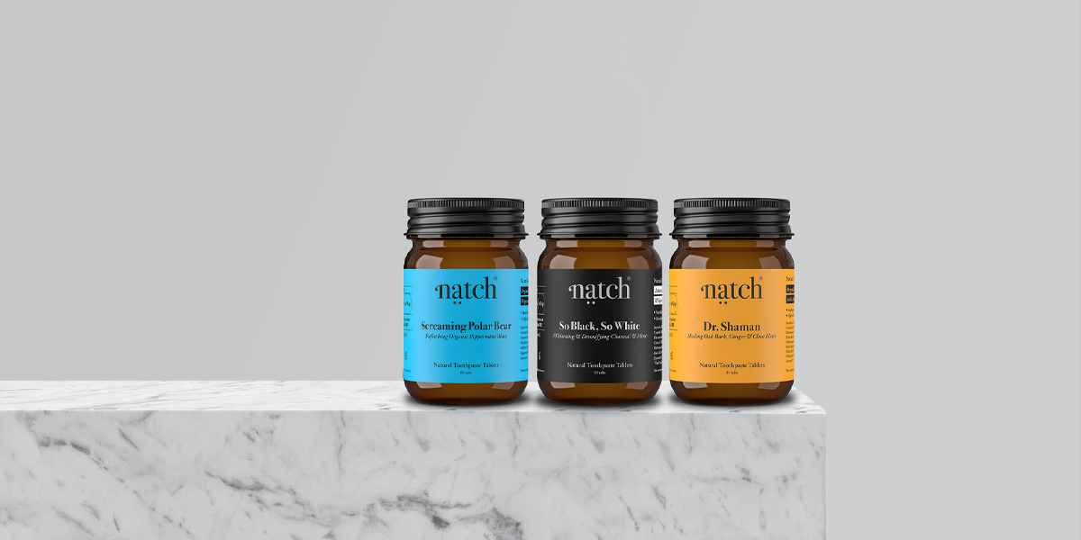 Die nachhaltige Zahnpasta in Tab-Form von Natch gehört in jede ...